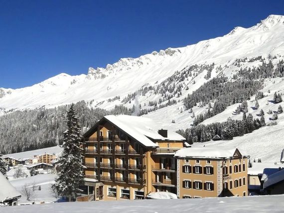 Wakacje w Alpina Parpan w Szwajcarii z SnowTrex - Wczasy na Wakacje.pl