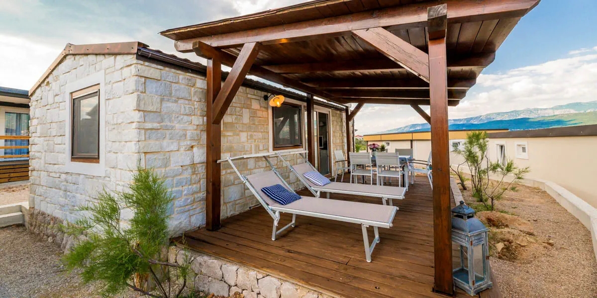 Hotel Camp Tiha - Chorwacja Krk na Wakacje.pl