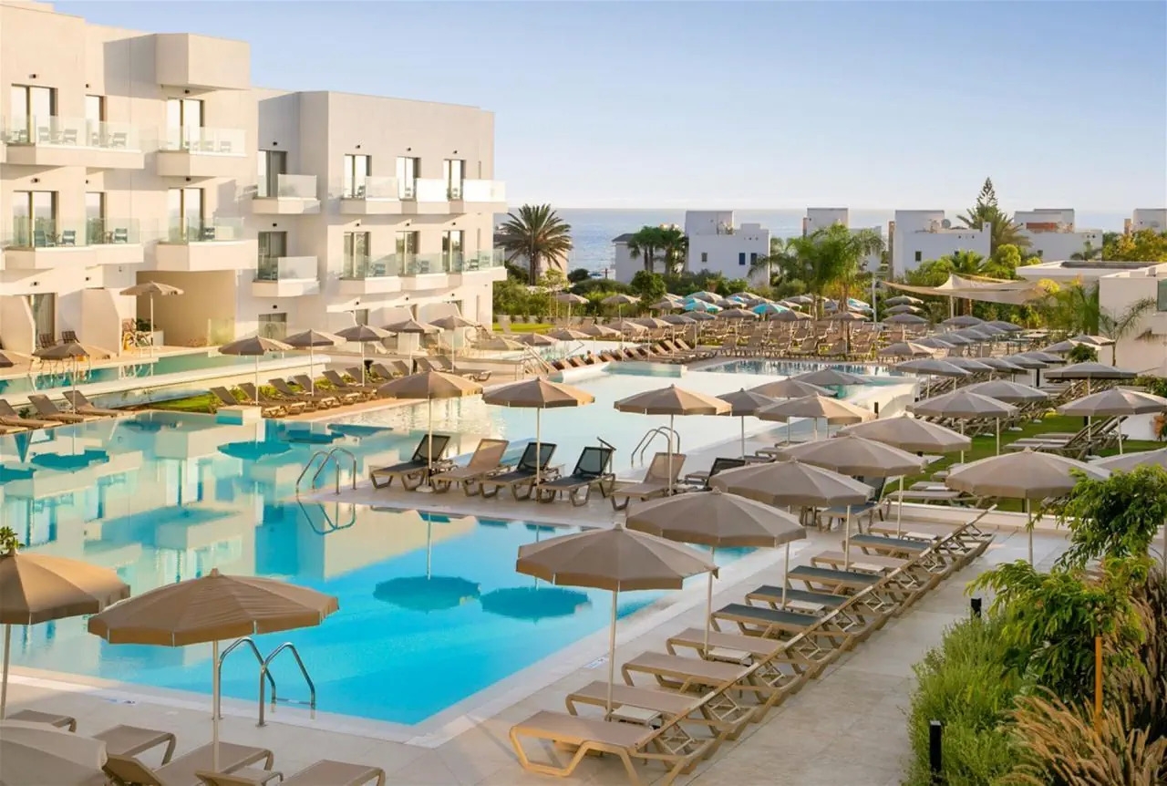 Wakacje w Atlantica Aqua Blue na Cyprze z Ecco Holiday - Wczasy na ...