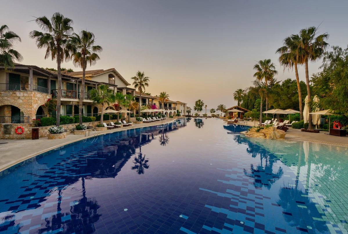 Wakacje w Columbia Beach Resort na Cyprze z Ecco Holiday - Wczasy na ...