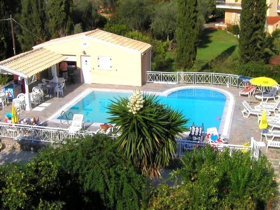 Wakacje w Dimitra Apartments w Grecji z Prima Holiday - Wczasy na ...