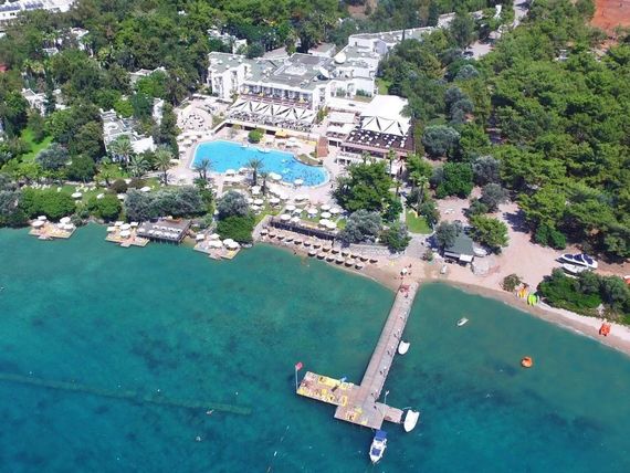 Wakacje w DoubleTree by Hilton Bodrum Isil Club w Turcji z Coral Travel ...