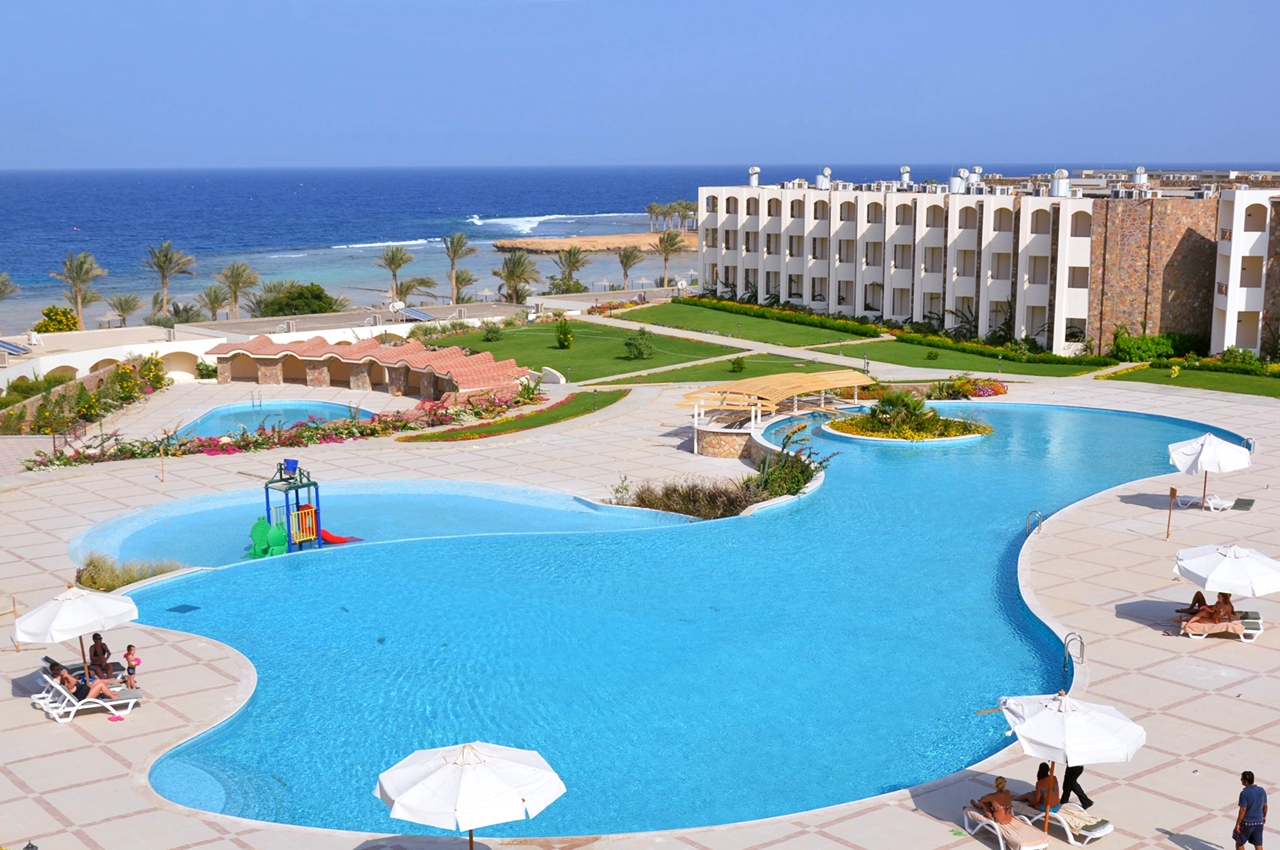 Hotel Royal Brayka Beach Resort (ex Zee Brayka) - Egipt Marsa El Alam ...