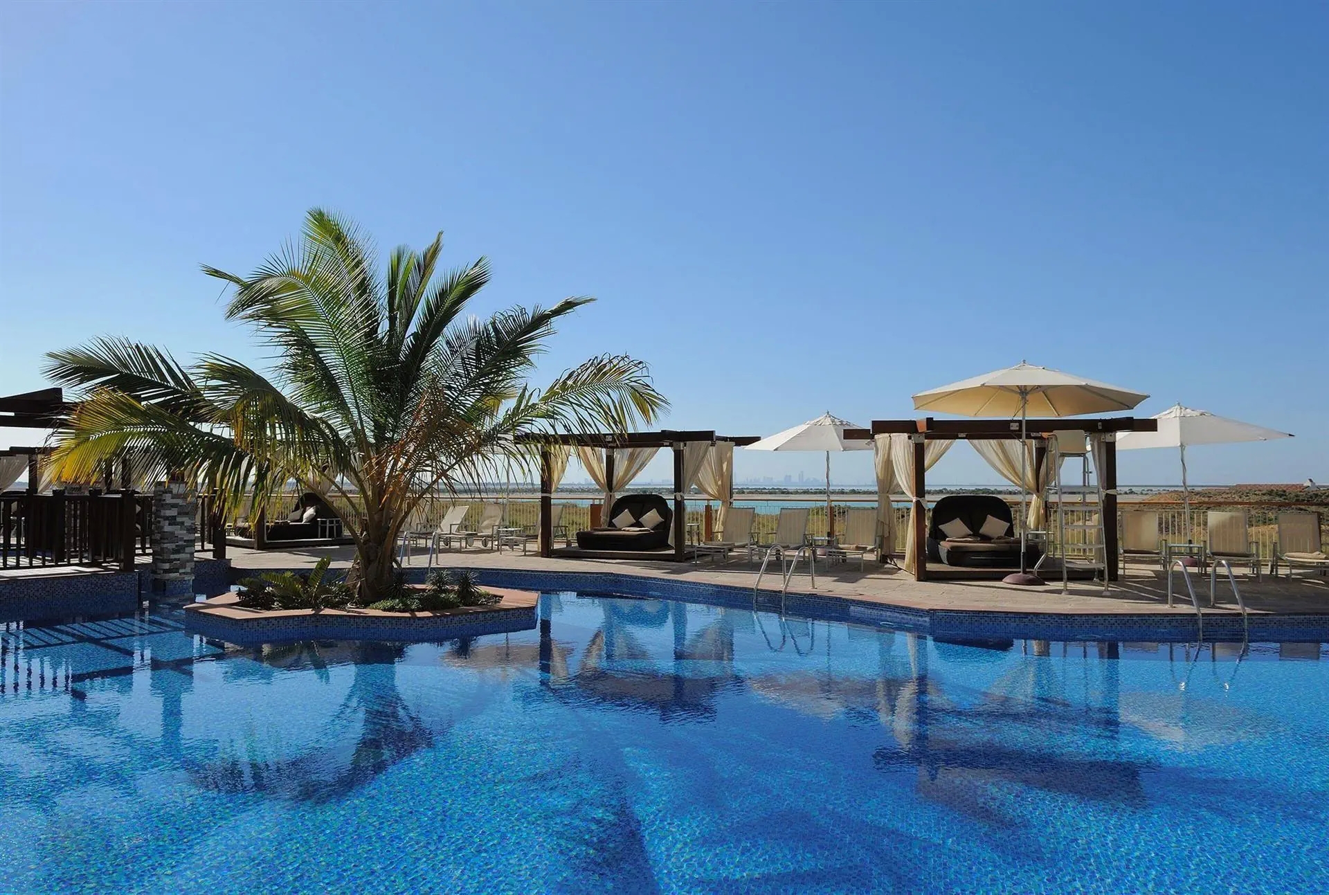Hotel Radisson Blu Yas Island - Emiraty Arabskie Abu Dhabi na Wakacje.pl