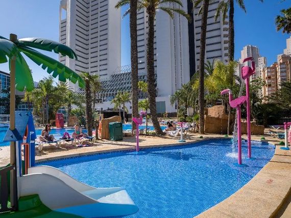 Wakacje w Flamingo Oasis w Hiszpanii z Click&Go - Wczasy na Wakacje.pl