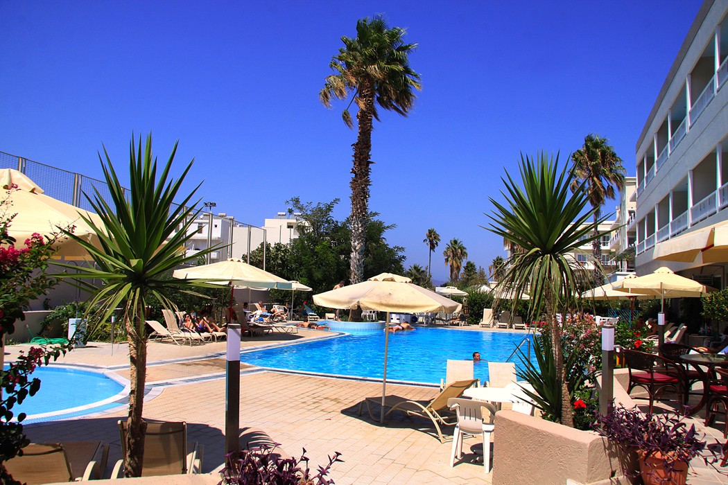 Wakacje w Agela Apartments w Grecji z Coral Travel - Wczasy na Wakacje.pl