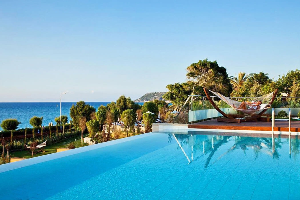 Wakacje w Elite Suites by Rhodes Bay (ex. Amathus Elite Suites) w ...