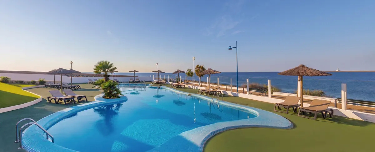 Hotel AluaSun Far Menorca (ex. Vista Faro) - Hiszpania Minorka na ...