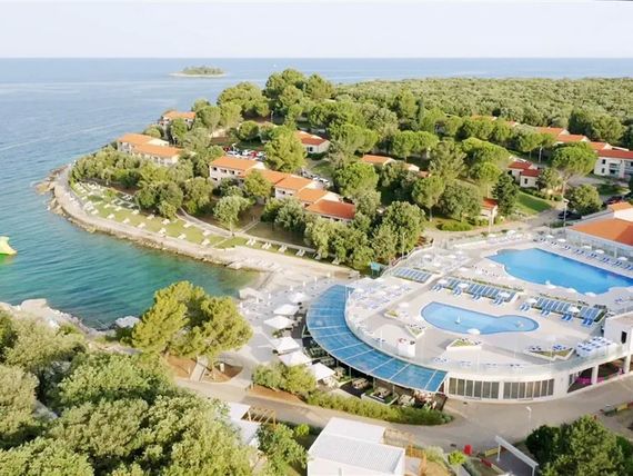 Wakacje w Maistra Select Petalon Resort w Chorwacji z Europe Mountains ...