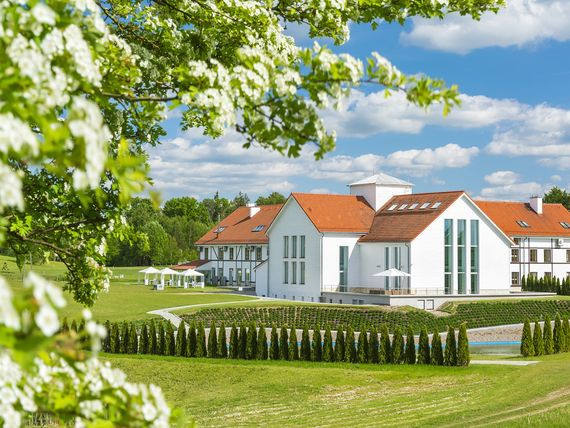 Wakacje w Narie Resort & Spa w Polsce z Nekera - Wczasy na Wakacje.pl