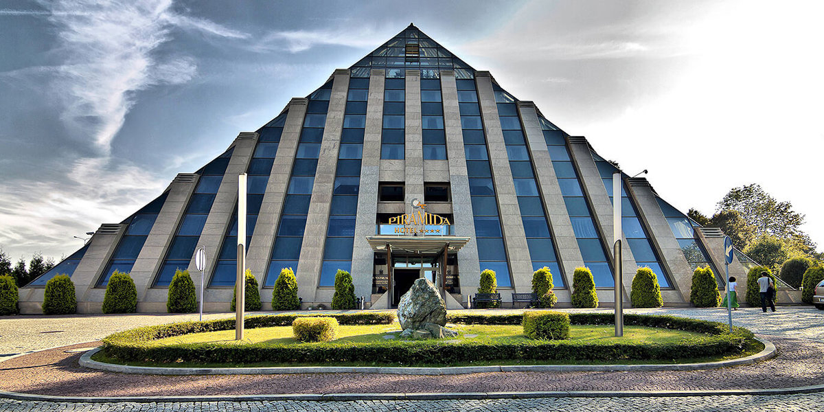 Hotel Piramida - Polska Wyżyna Śląska na Wakacje.pl