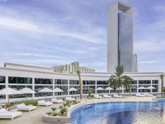 Wakacje w Radisson Blu Abu Dhabi Corniche (ex Hilton) w Emiratach ...