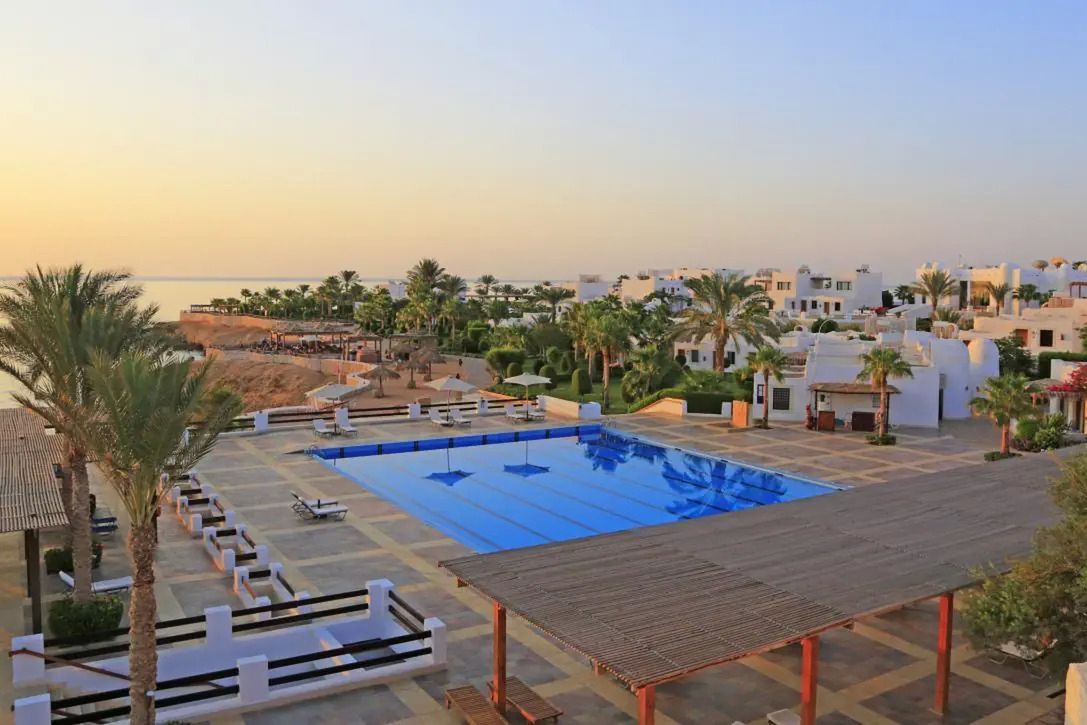 Wakacje w Sharm Club Beach Resort (ex. Labranda Sharm Club) w Egipcie z ...