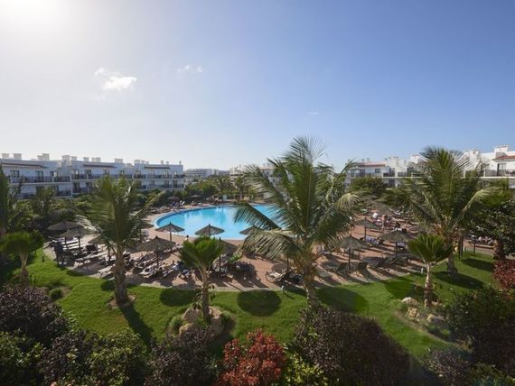 Wakacje w Sol Dunas na Wyspach Zielonego Przylądka z Itaka - Wczasy na ...