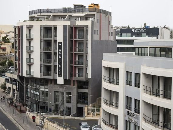 Wakacje w The District na Malcie z Exim Tours - Wczasy na Wakacje.pl