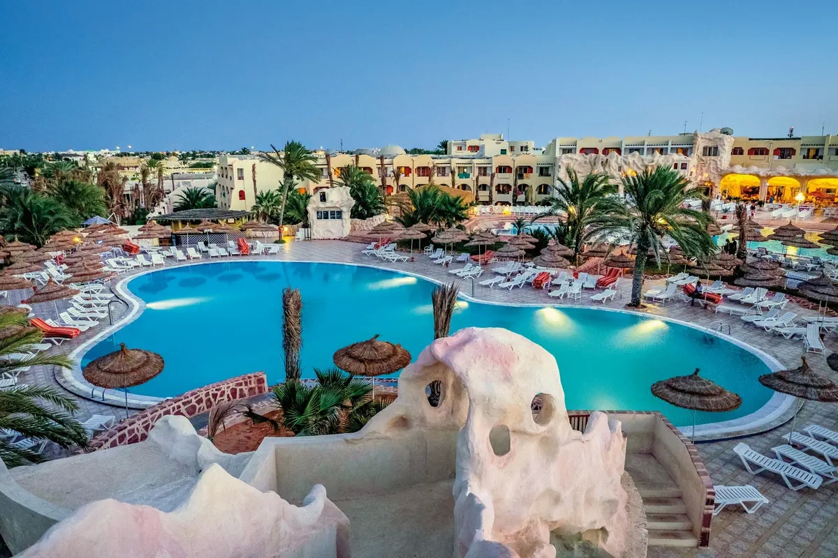 Wakacje w Baya Beach Aqua Park (ex Les Quatres Saisons) w Tunezji z Sun ...