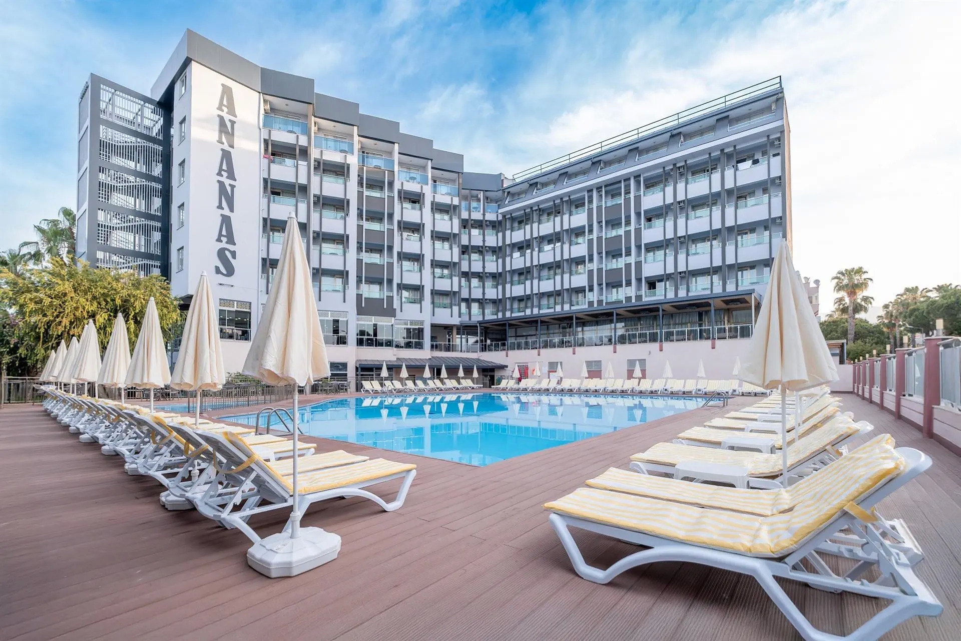 Hotel Ananas (Alanya) - Turcja Riwiera Turecka na Wakacje.pl