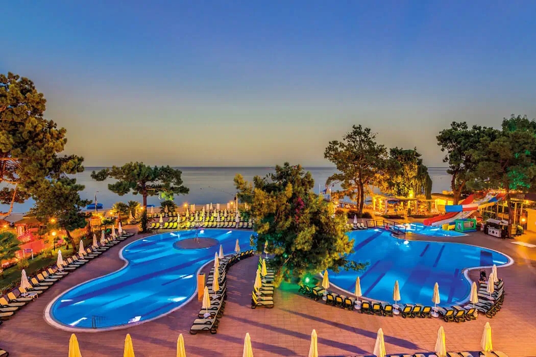 Hotel Crystal Aura Beach Resort - Turcja Riwiera Turecka na Wakacje.pl