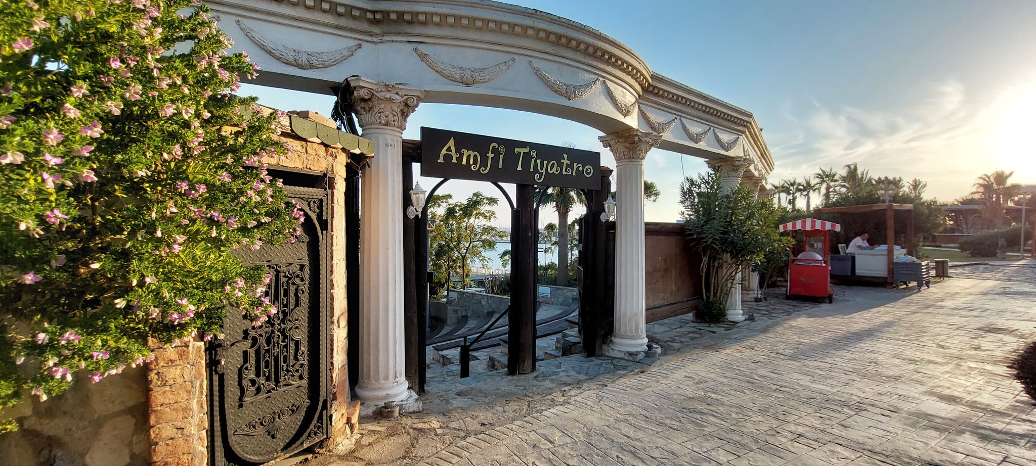 Hotel Laur Experience & Elegance - Turcja Wybrzeże Egejskie na Wakacje.pl