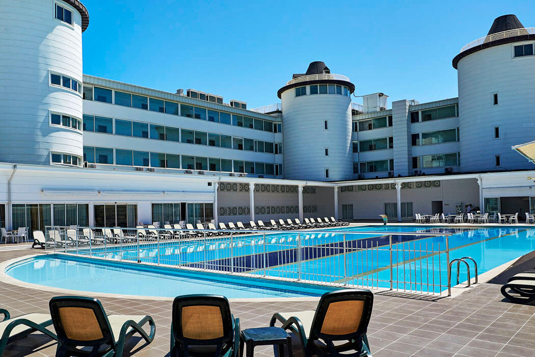 Hotel Palmet Resort Kiris - Turcja Riwiera Turecka na Wakacje.pl