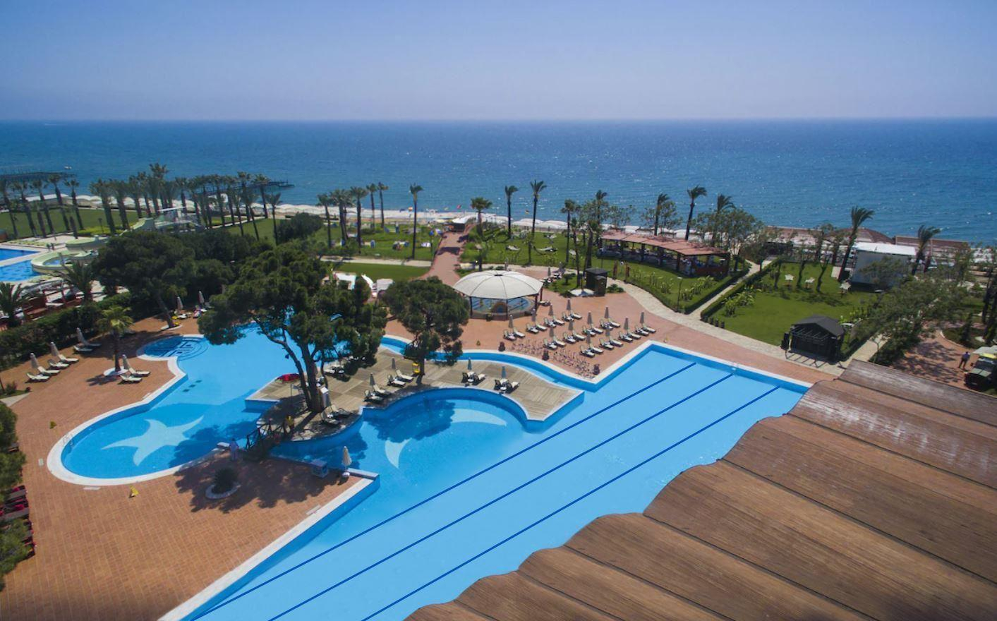 Wakacje w Rixos Park Belek w Turcji z Coral Travel - Wczasy na Wakacje.pl