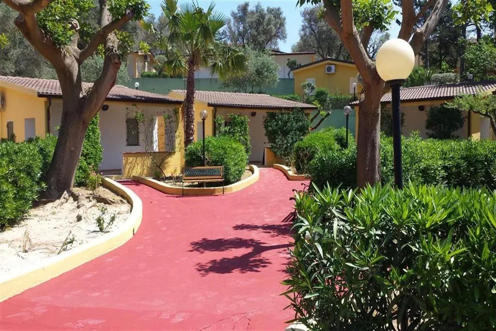 Hotel Green Garden Club - Włochy Kalabria na Wakacje.pl