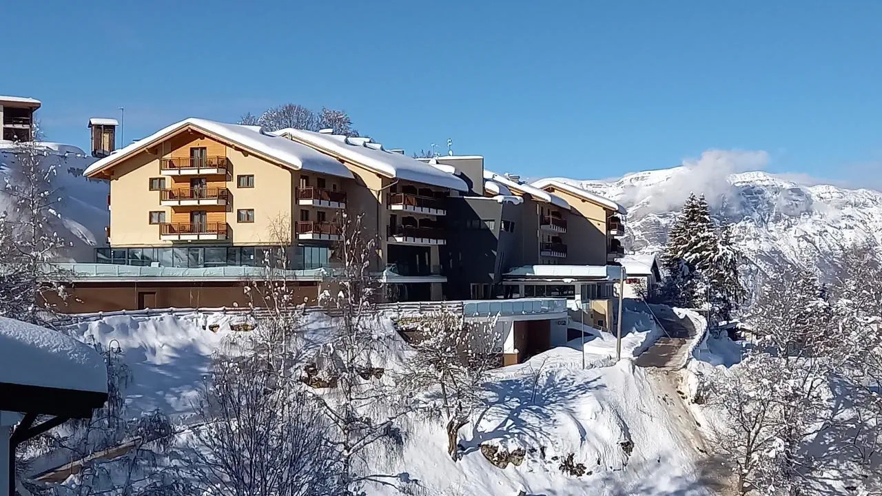 Hotel Monte Bondone - Włochy Trentino na Wakacje.pl