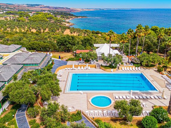 Wakacje w Capo Rizzuto Villaggio we Włoszech z Itaka - Wczasy na Wakacje.pl